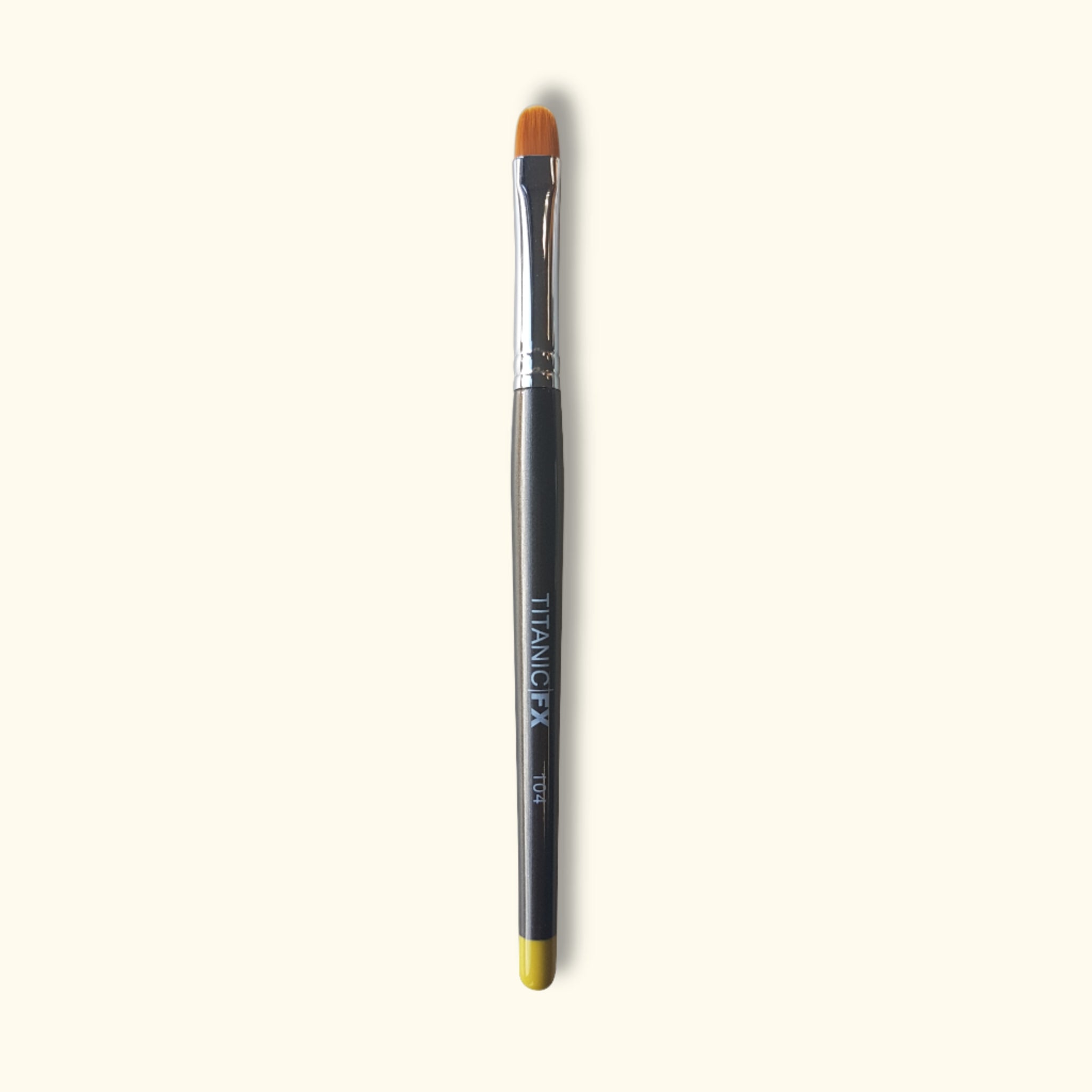 No. 104 Little Lippy Brush - Titanic Brush | Defined, Kissable Lips ...